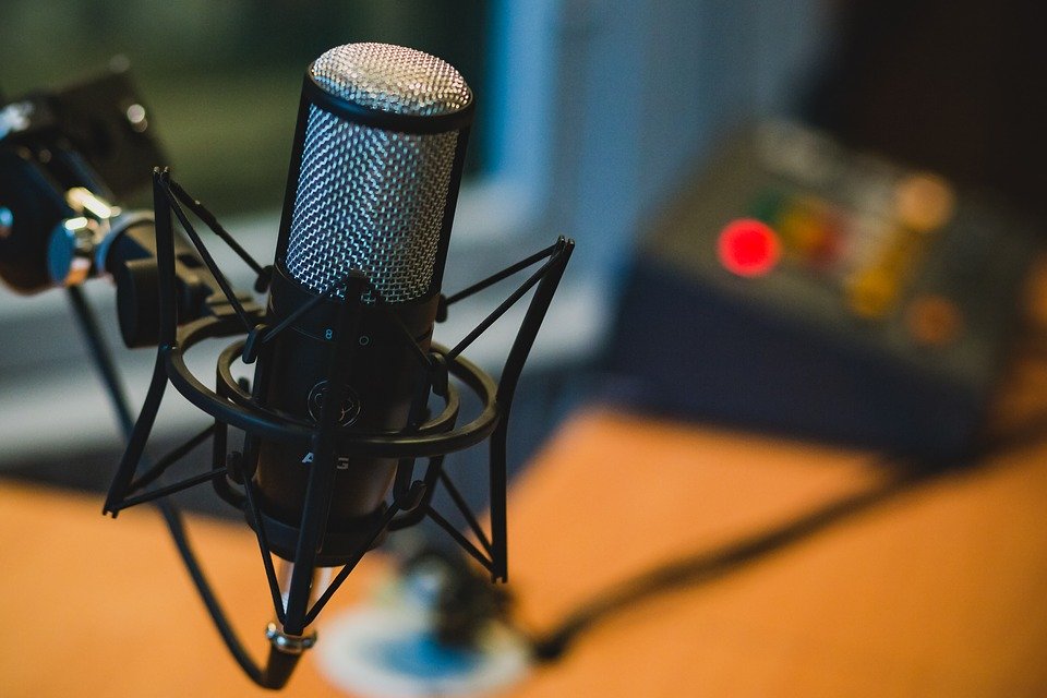 Podcast 001: Gone in Seconds - Find Jodi Huisentruit
